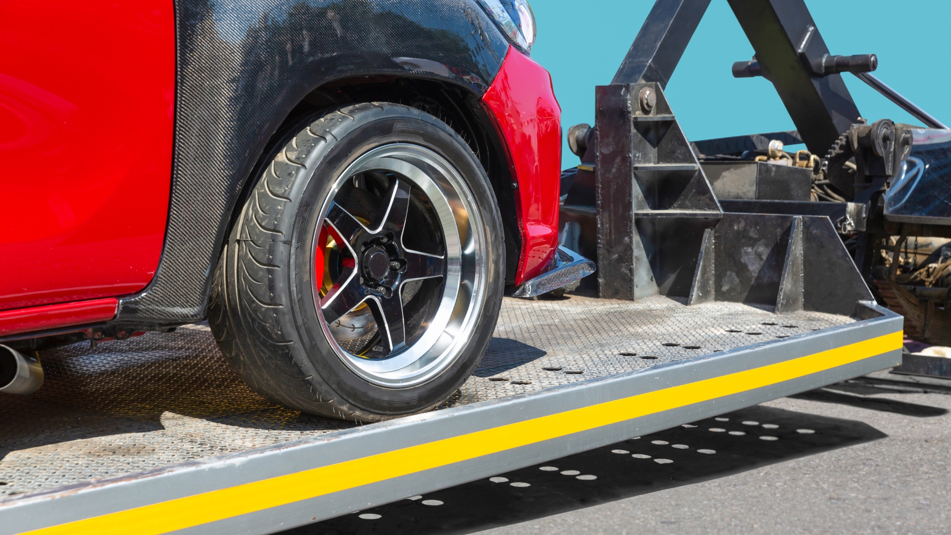 Flatbed and Wheel Lift Available - Lacoste Roadside Services Inc.